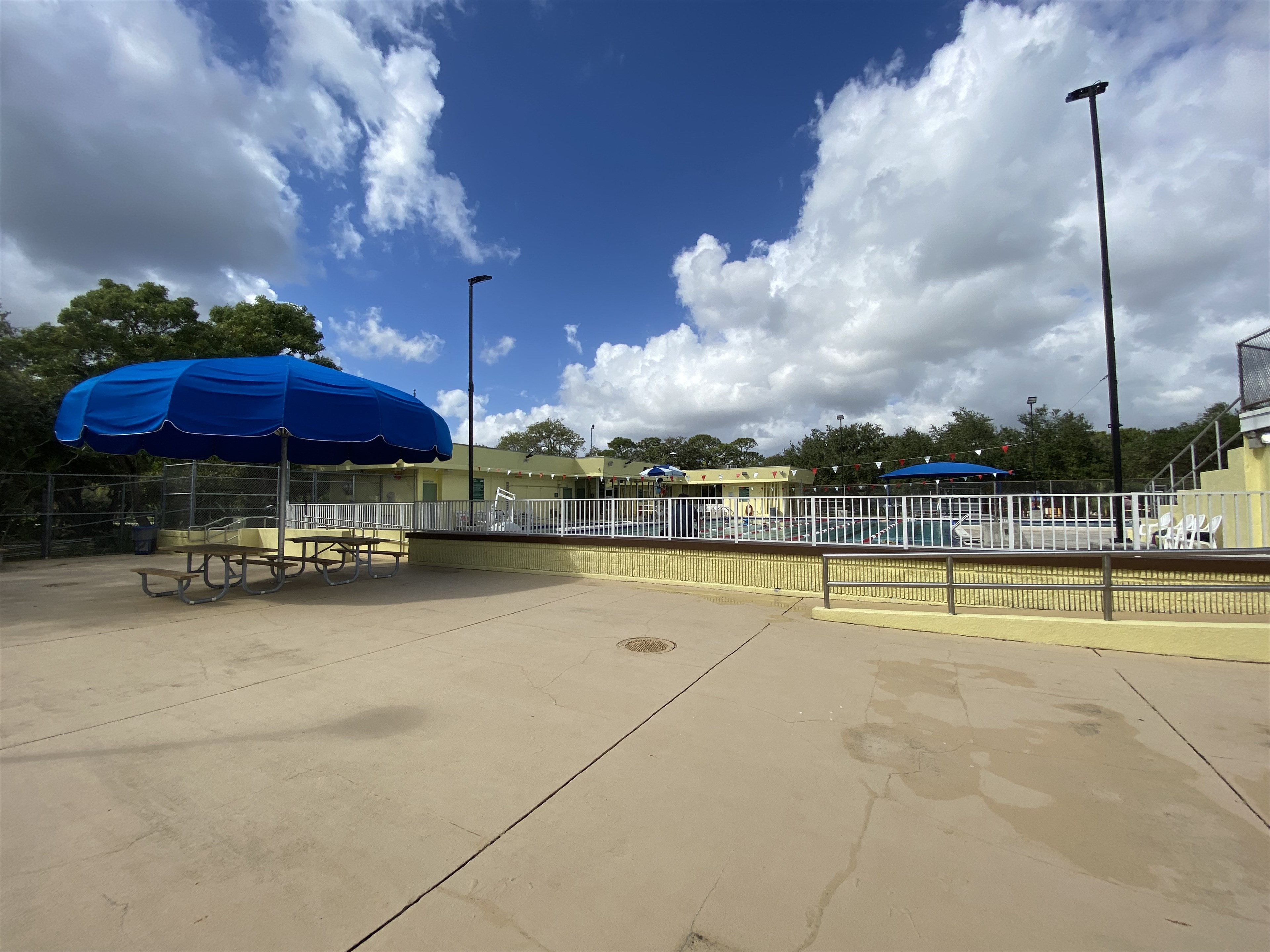 Locations Hub - AD Barnes Park - pool