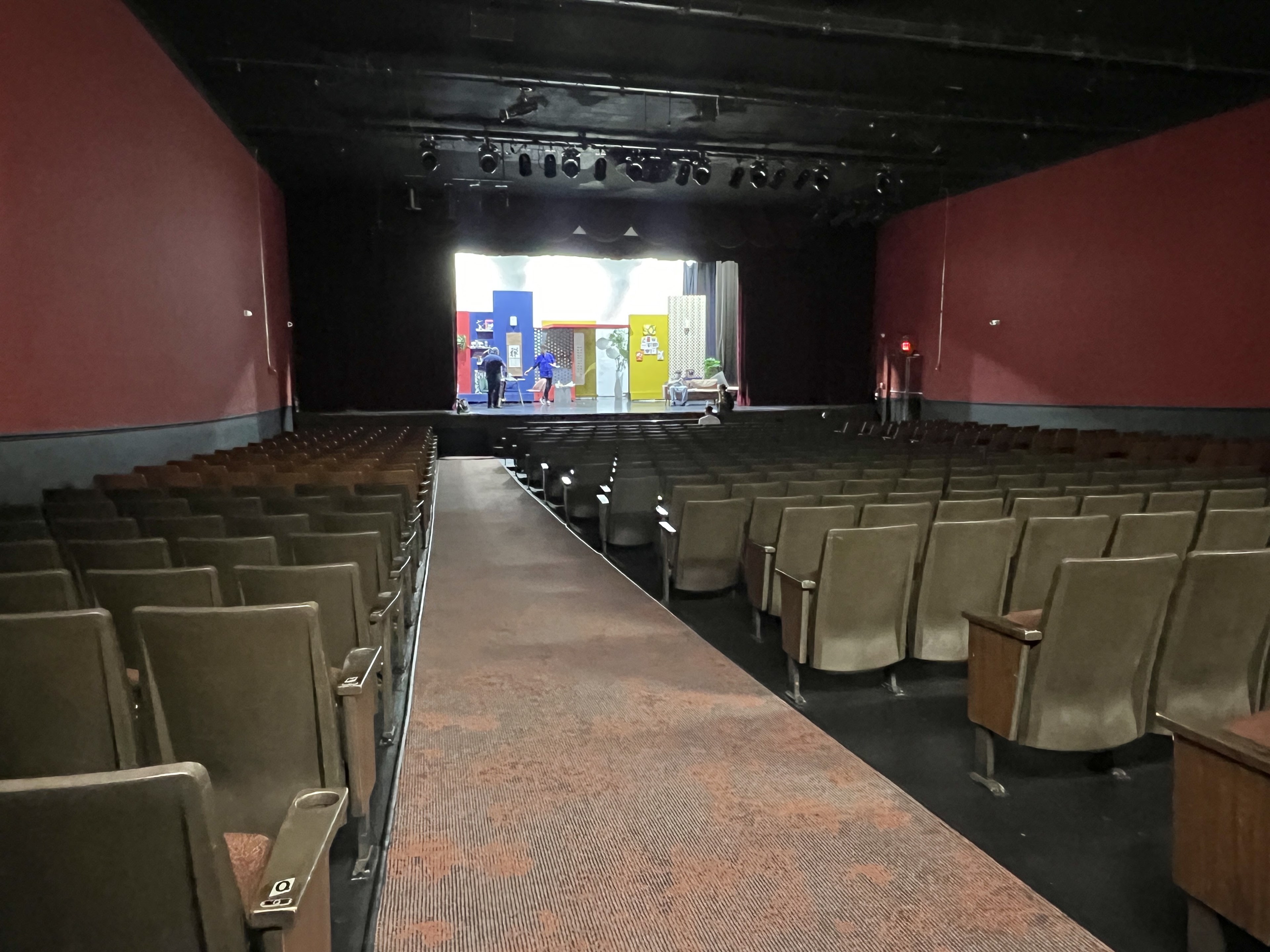 Locations Hub - Teatro Trail